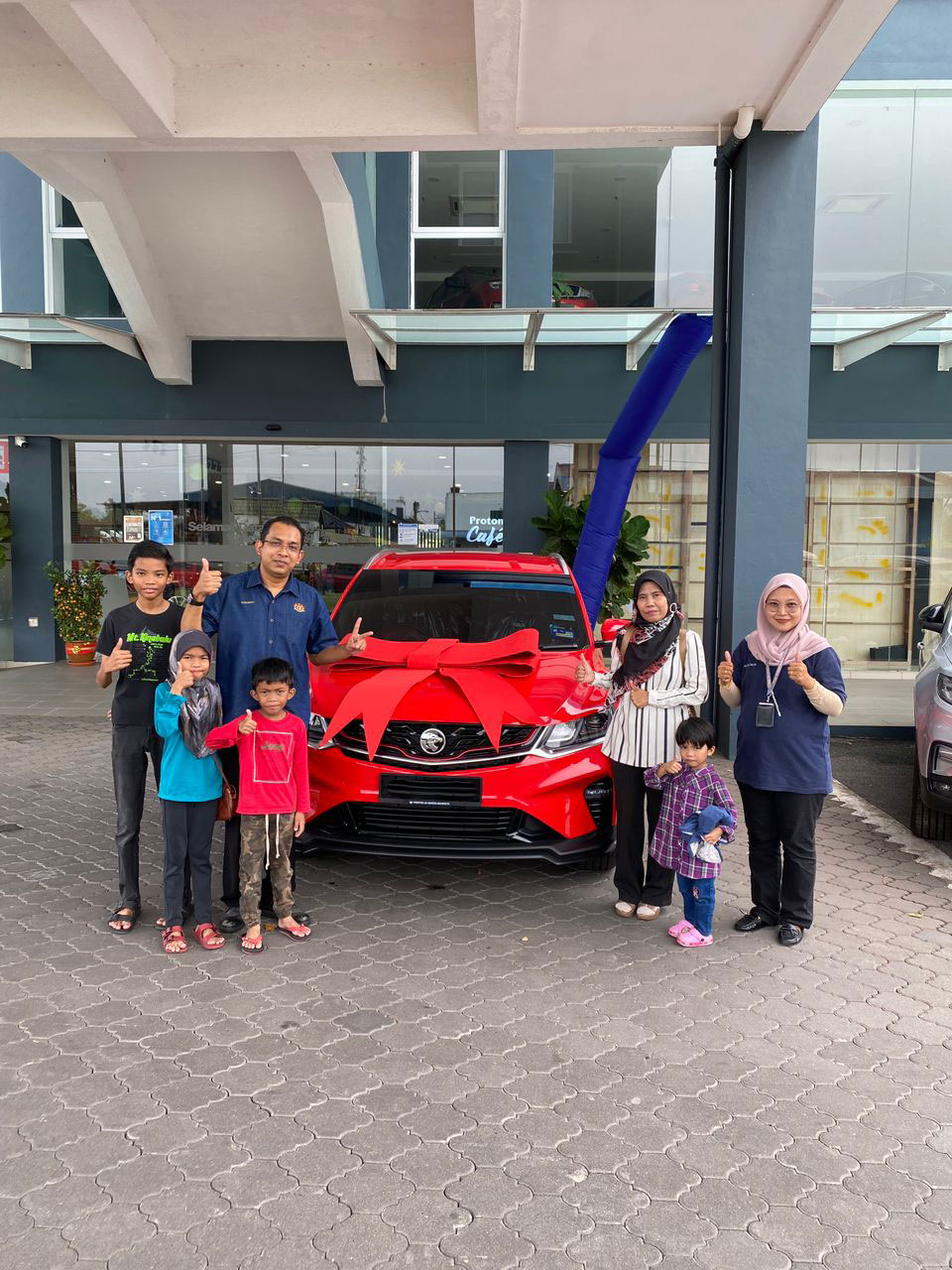 Proton Kuantan - Proton Sales Advisor No. 1 Di Kuantan